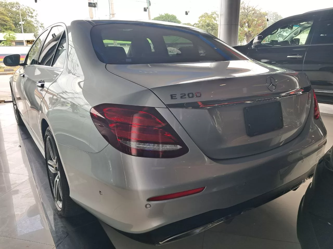 MERCEDES BENZ E200 – Lota Automotive Kenya